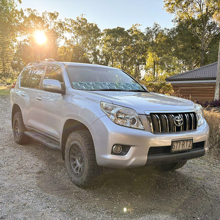 Toyota Landcruiser Solar Screens – MAKS Caravan Centre