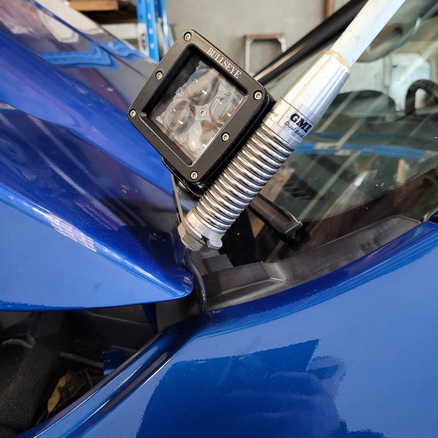 Mazda BT-50 (2021+) Bonnet Aerial and Light Bracket – MAKS Caravan Centre