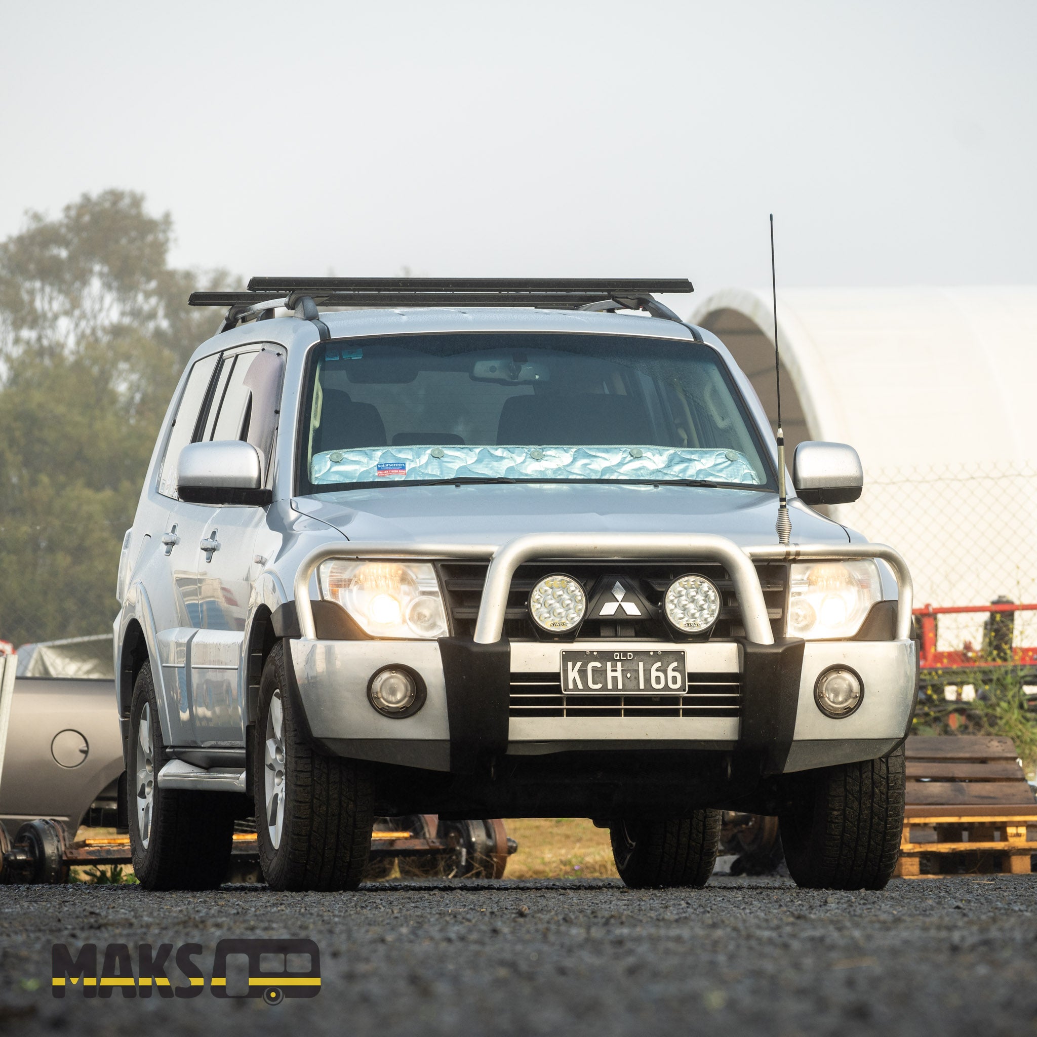 Solar Screens to Suit Mitsubishi Pajero NM/NP – MAKS Caravan Centre